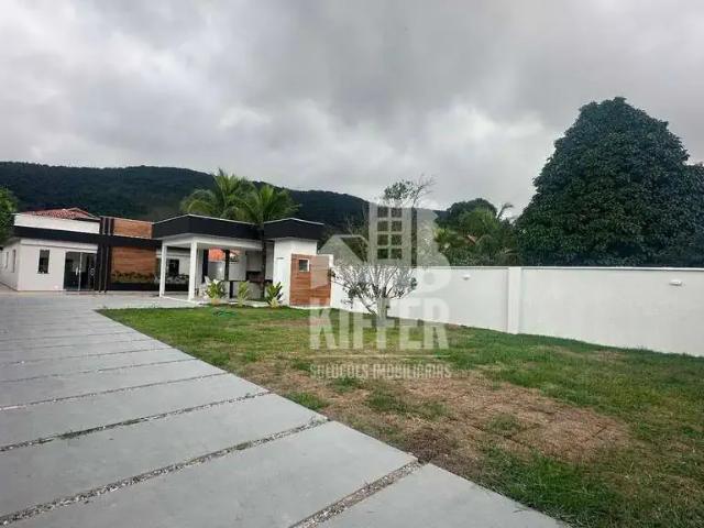 Casa / Sobrado para Venda em Maricá/RJ Barroco Itaipuaçu 3 Quartos