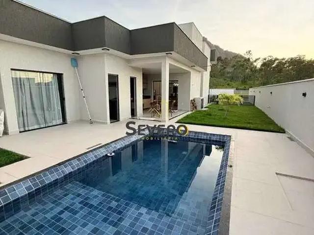 Casa / Sobrado para Venda em Maricá/RJ Cajueiros Itaipuaçu 3 Quartos