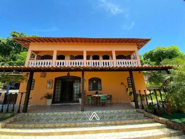 Casa / Sobrado para Venda em Maricá/RJ Cajueiros Itaipuaçu 5 Quartos