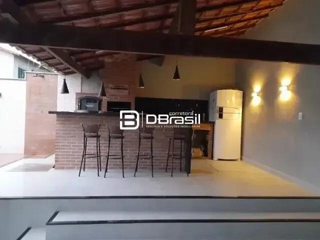 Casa / Sobrado para Venda em Maricá/RJ Centro 3 Quartos