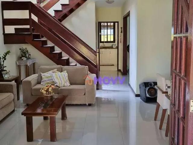 Casa / Sobrado para Venda em Maricá/RJ Centro 3 Quartos