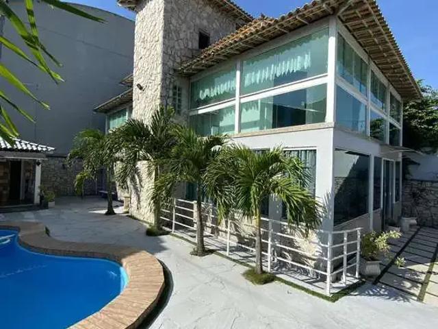 Casa / Sobrado para Venda em Maricá/RJ Centro 4 Quartos