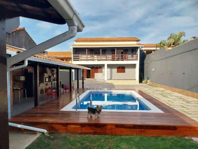 Casa / Sobrado para Venda em Maricá/RJ Centro 4 Quartos