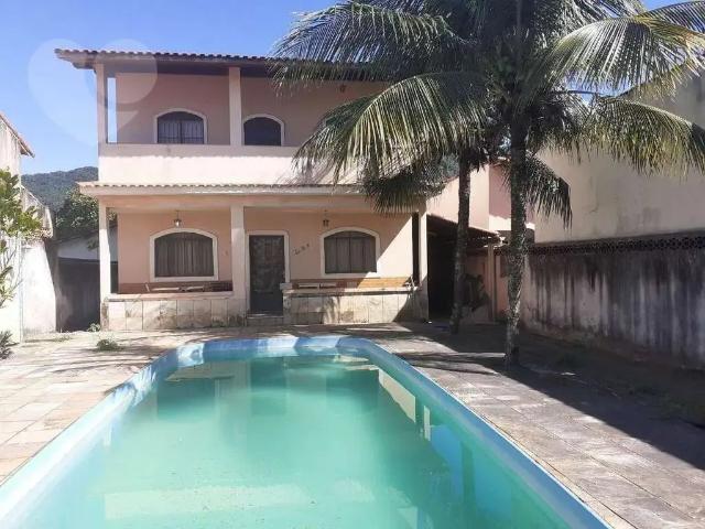 Casa / Sobrado para Venda em Maricá/RJ Centro 5 Quartos