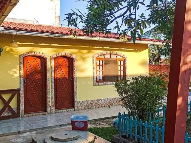 Casa / Sobrado para Venda em Maricá/RJ Cordeirinho Ponta Negra 4 Quartos