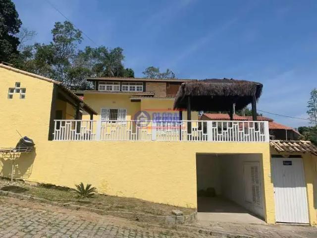 Casa / Sobrado para Venda em Maricá/RJ Flamengo 4 Quartos