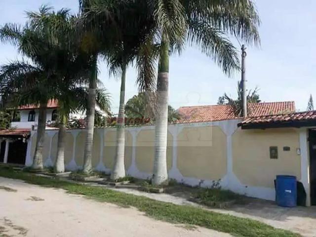 Casa / Sobrado para Venda em Maricá/RJ Guaratiba Ponta Negra 4 Quartos