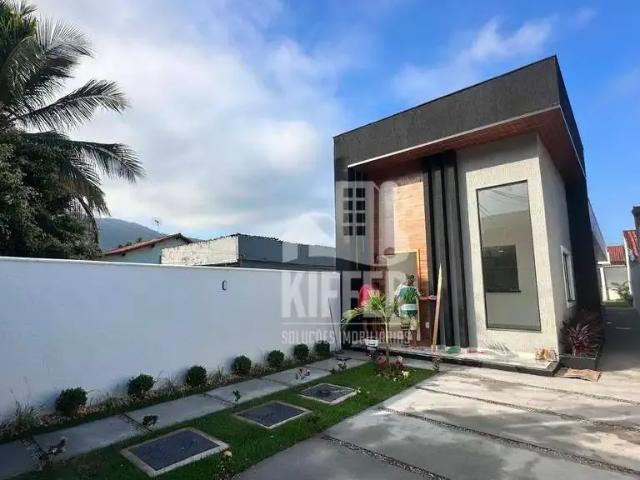Casa / Sobrado para Venda em Maricá/RJ Praia de Itaipuaçu Itaipuaçu 3 Quartos