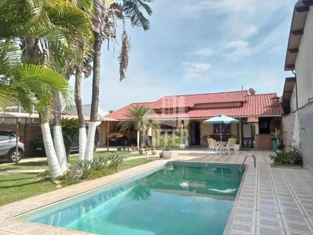 Casa / Sobrado para Venda em Maricá/RJ Itaipuaçú 4 Quartos