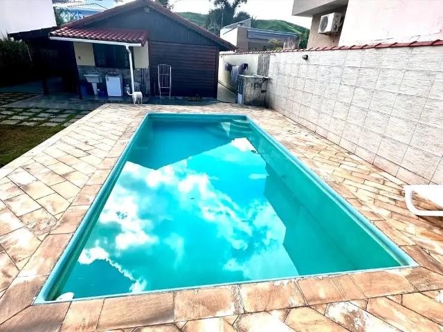 Casa / Sobrado para Venda em Maricá/RJ Itapeba 3 Quartos