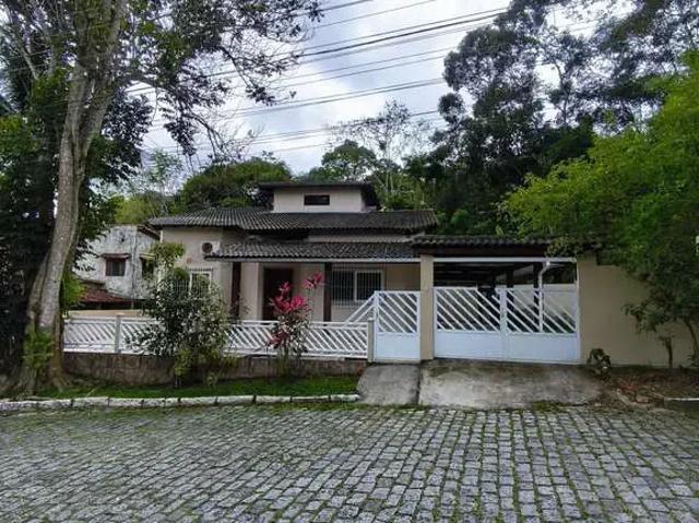 Casa / Sobrado para Venda em Maricá/RJ Marquês de Maricá 3 Quartos