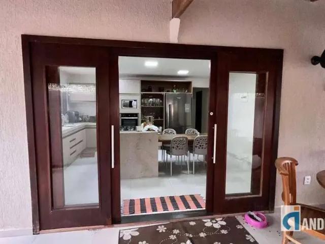 Casa / Sobrado para Venda em Maricá/RJ Mumbuca 3 Quartos