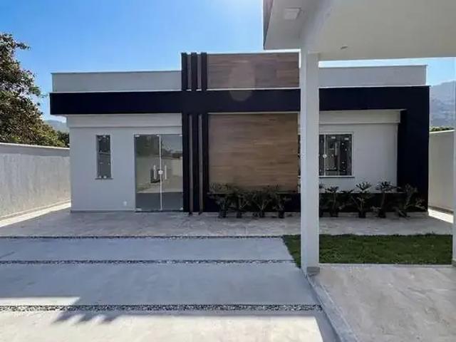 Casa / Sobrado para Venda em Maricá/RJ Praia de Itaipuaçu Itaipuaçu 3 Quartos