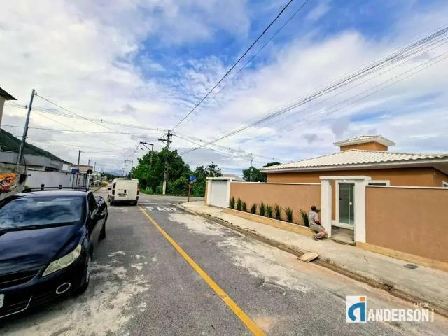 Casa / Sobrado para Venda em Maricá/RJ Praia de Itaipuaçu Itaipuaçu 3 Quartos