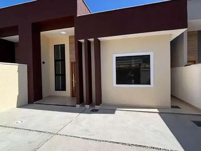 Casa / Sobrado para Venda em Maricá/RJ Praia de Itaipuaçu Itaipuaçu 3 Quartos