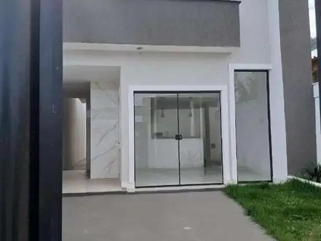 Casa / Sobrado para Venda em Maricá/RJ Praia de Itaipuaçu Itaipuaçu 3 Quartos