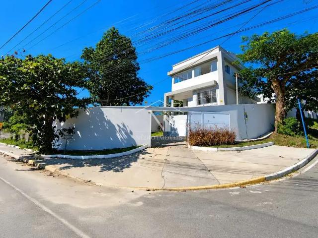 Casa / Sobrado para Venda em Maricá/RJ São José do Imbassaí 4 Quartos