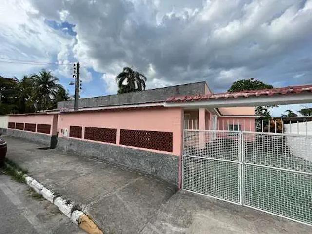 Casa / Sobrado para Venda em Maricá/RJ São José do Imbassaí 7 Quartos