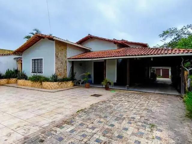 Casa / Sobrado para Venda em Maricá/RJ São José do Imbassaí 3 Quartos
