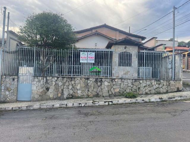 Casa / Sobrado para Venda em Mariana/MG Vila Maquiné 4 Quartos