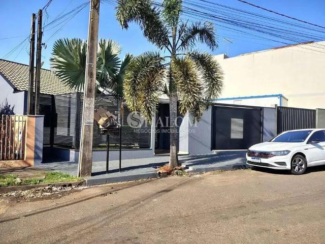 Casa / Sobrado para Venda em Marialva/PR Centro 4 Quartos