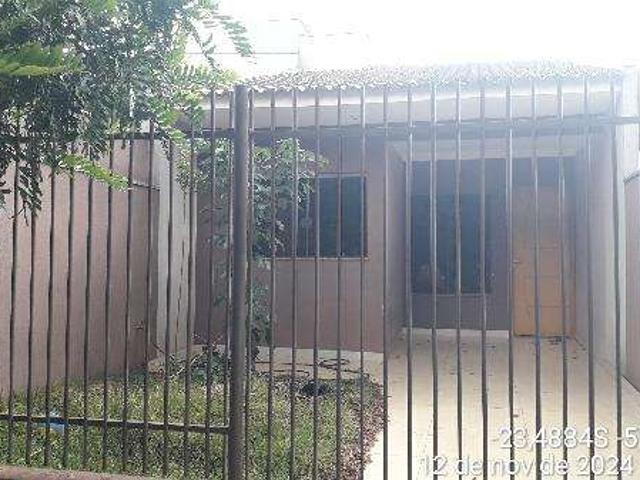 Casa / Sobrado para Venda em Marialva/PR Centro 2 Quartos
