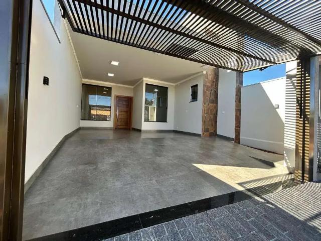 Casa / Sobrado para Venda em Marialva/PR Centro 3 Quartos