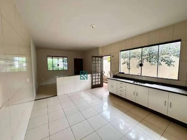 Casa / Sobrado para Venda em Marialva/PR Conjunto Habitacional Giacomo Colombari 3 Quartos