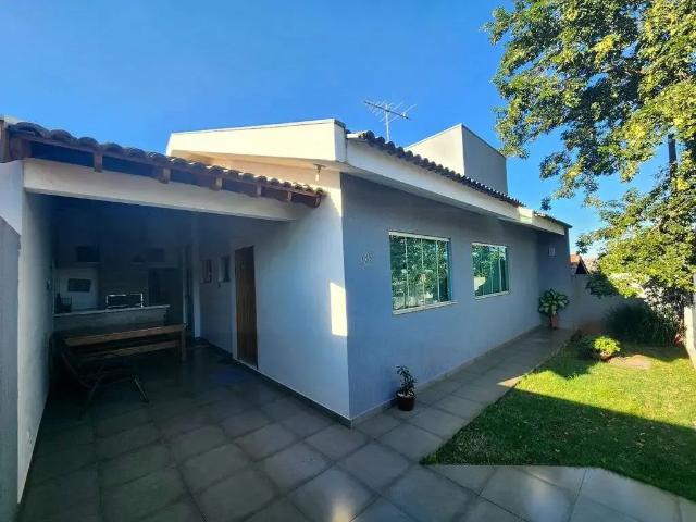 Casa / Sobrado para Venda em Marialva/PR Jardim Tropical 3 Quartos