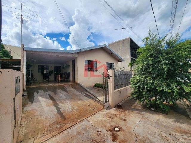 Casa / Sobrado para Venda em Marialva/PR Jardim Custodio 6 Quartos