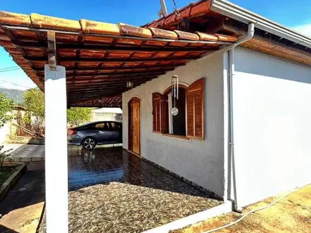 Casa / Sobrado para Venda em Mário Campos/MG Bela Vista 4 Quartos