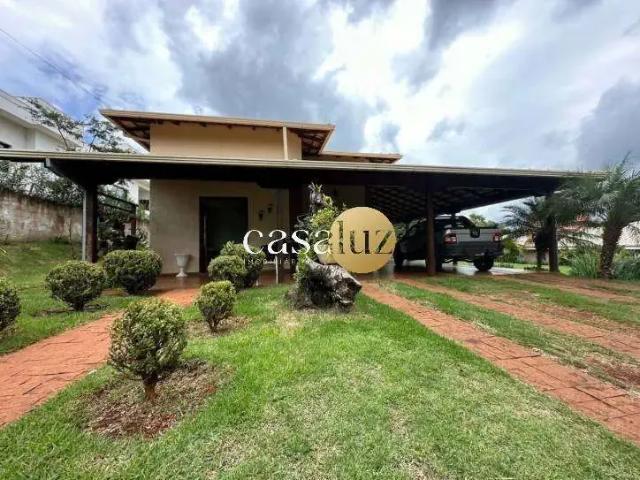 Casa / Sobrado para Venda em Mário Campos/MG Condomínio Serra dos Bandeirantes 4 Quartos