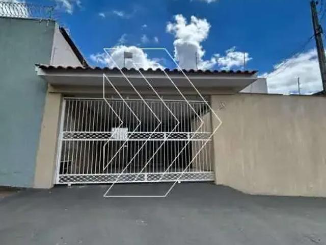 Casa / Sobrado para Venda em Marília/SP Cascata 4 Quartos