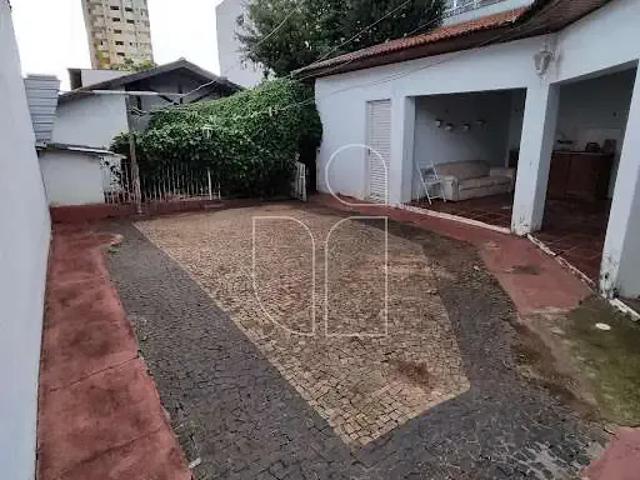 Casa / Sobrado para Venda em Marília/SP Cascata 3 Quartos