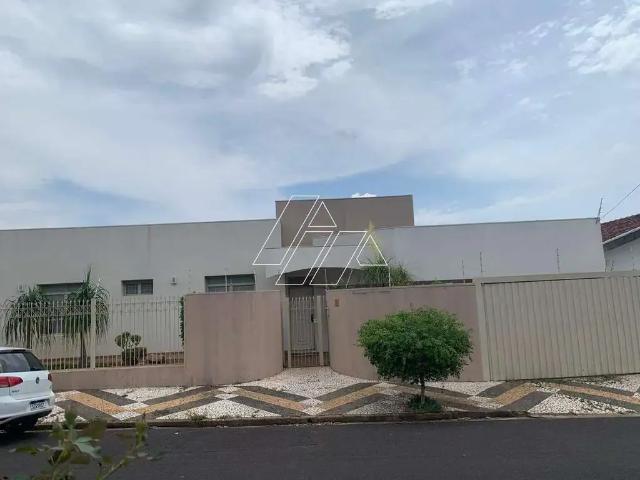 Casa / Sobrado para Venda em Marília/SP Cascata 3 Quartos