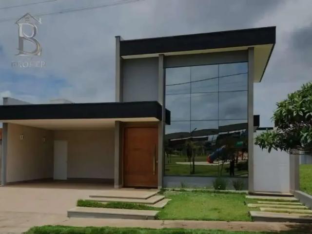 Casa / Sobrado para Venda em Marília/SP Centro Lácio 3 Quartos