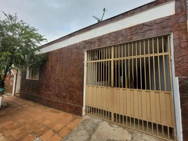 Casa / Sobrado para Venda em Marília/SP Alto Cafezal 3 Quartos