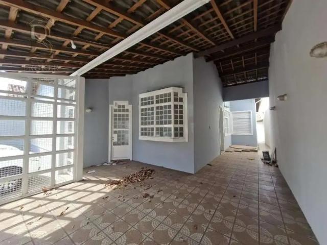 Casa / Sobrado para Venda em Marília/SP Alto Cafezal 3 Quartos