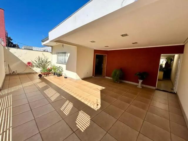 Casa / Sobrado para Venda em Marília/SP Alto Cafezal