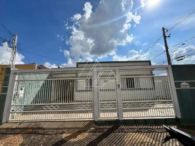Casa / Sobrado para Venda em Marília/SP Bassan 3 Quartos