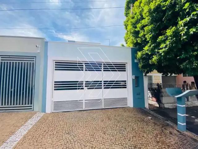 Casa / Sobrado para Venda em Marília/SP Fragata 3 Quartos