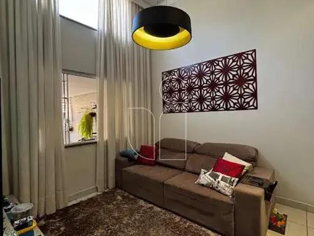 Casa / Sobrado para Venda em Marília/SP Fragata 3 Quartos
