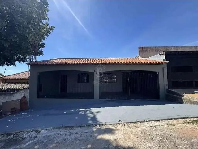 Casa / Sobrado para Venda em Marília/SP Francisco de Abreu Fernandes 3 Quartos