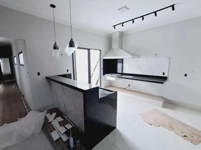 Casa / Sobrado para Venda em Marília/SP Hípica Paulista 3 Quartos