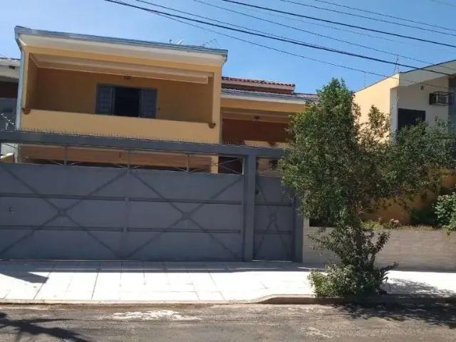 Casa / Sobrado para Venda em Marília/SP Jardim Maria Martha 4 Quartos