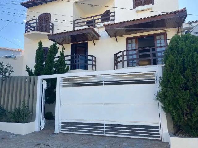 Casa / Sobrado para Venda em Marília/SP Jardim Maria Izabel 4 Quartos