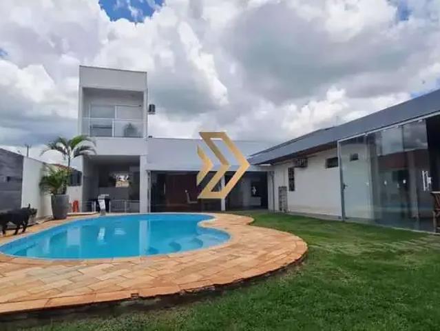 Casa / Sobrado para Venda em Marília/SP Jardim Aeroporto 5 Quartos