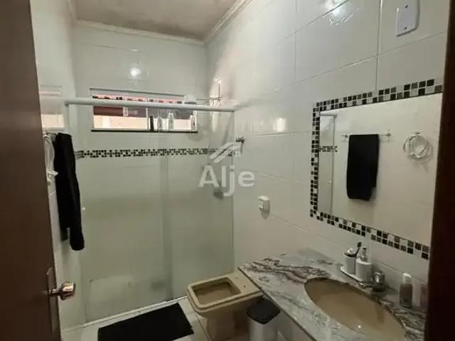 Casa / Sobrado para Venda em Marília/SP Jardim Aeroporto 3 Quartos