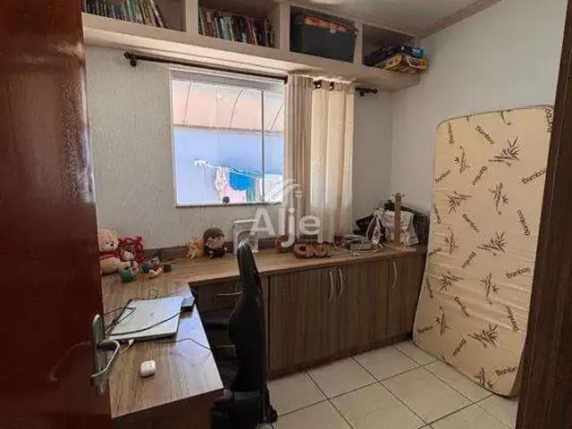 Casa / Sobrado para Venda em Marília/SP Jardim Altos da Cidade 3 Quartos