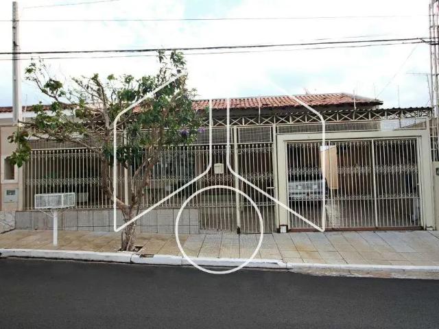 Casa / Sobrado para Venda em Marília/SP Jardim América 3 Quartos